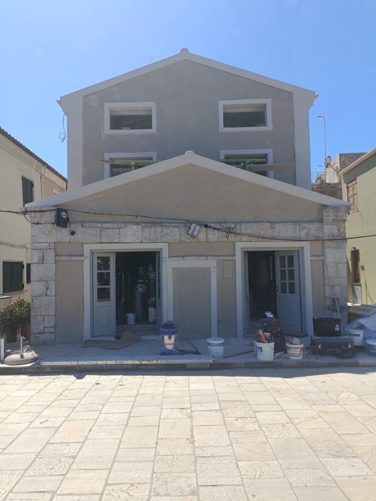 Παξοι Γαιος τιμες προσφορες διπλα στη θαλασσα. Ρωτήστε για προσφορές